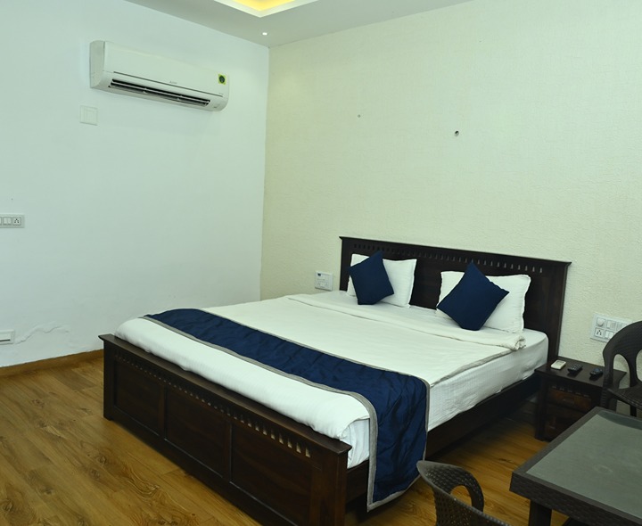 Welcome to The desert den resort